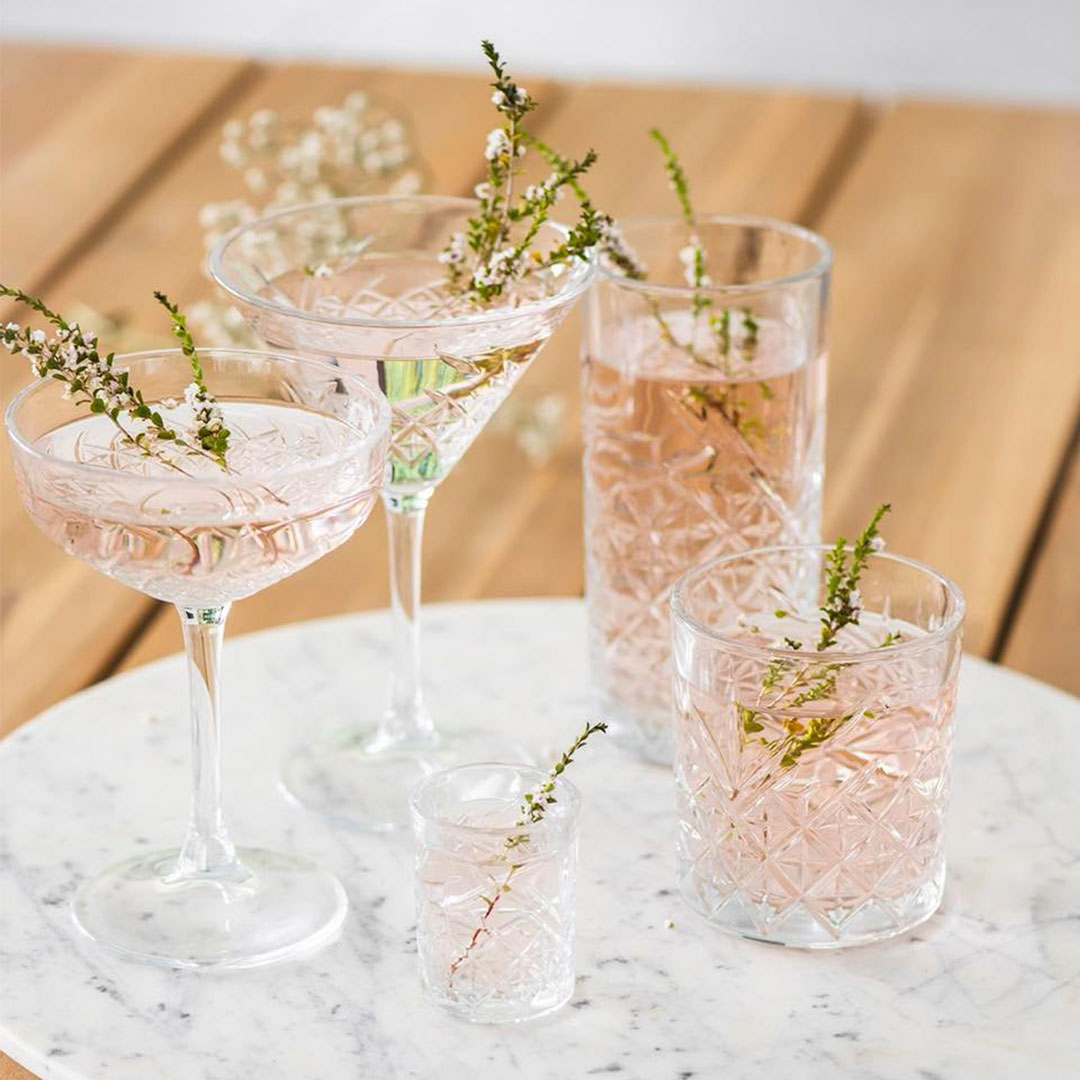 How to Choose the Correct Glassware for Your Drinks